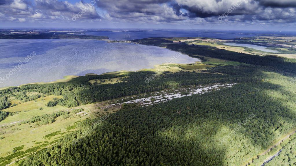 Reserva natural, brezal Schmale y campos de piedra ubicados en la isla ...