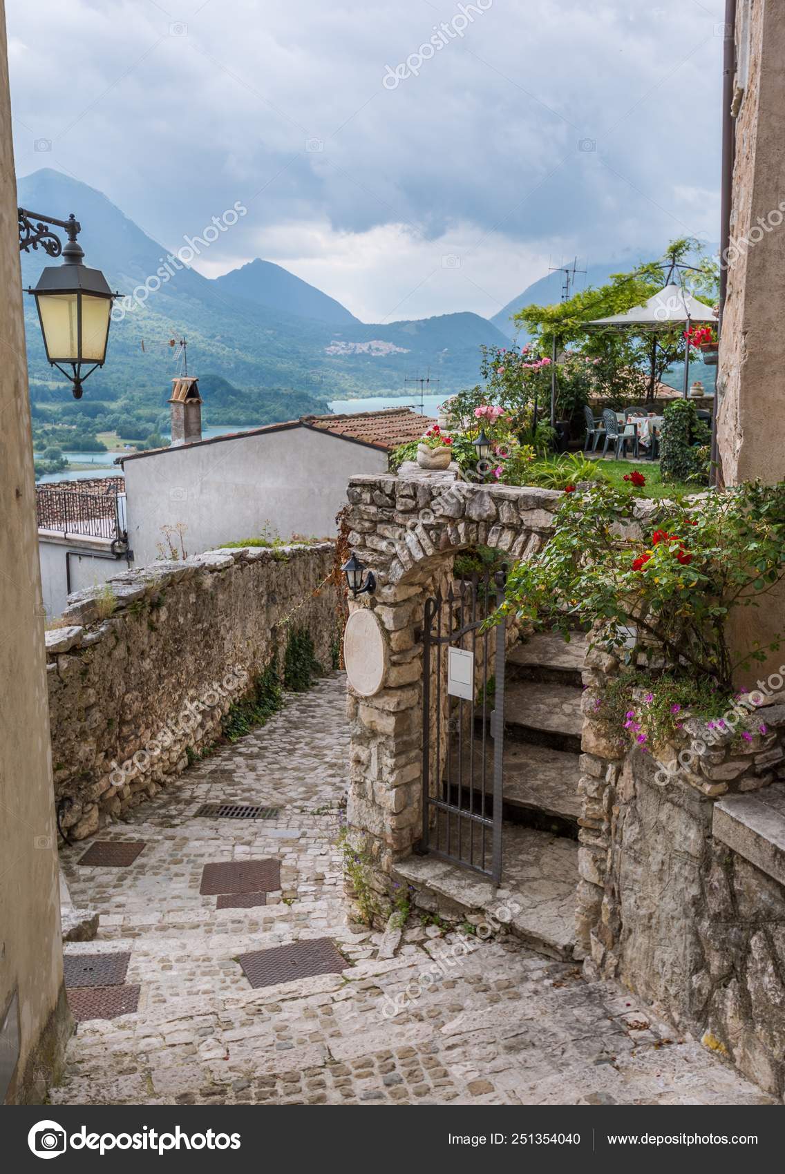 Scenic Sight Barrea L'aquila Province Abruzzo Italy — Stock Photo ...