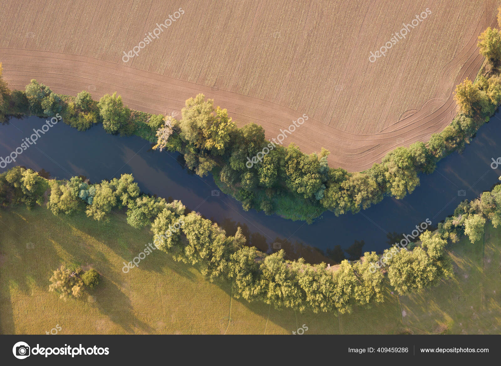 Top View River Turns Meanders Green Forests Bright Sunlight Creek ...