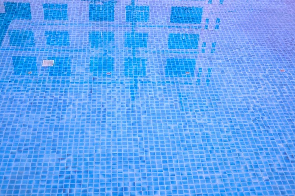 Piscina idoso Stock Photos, Royalty Free Piscina idoso Images ...