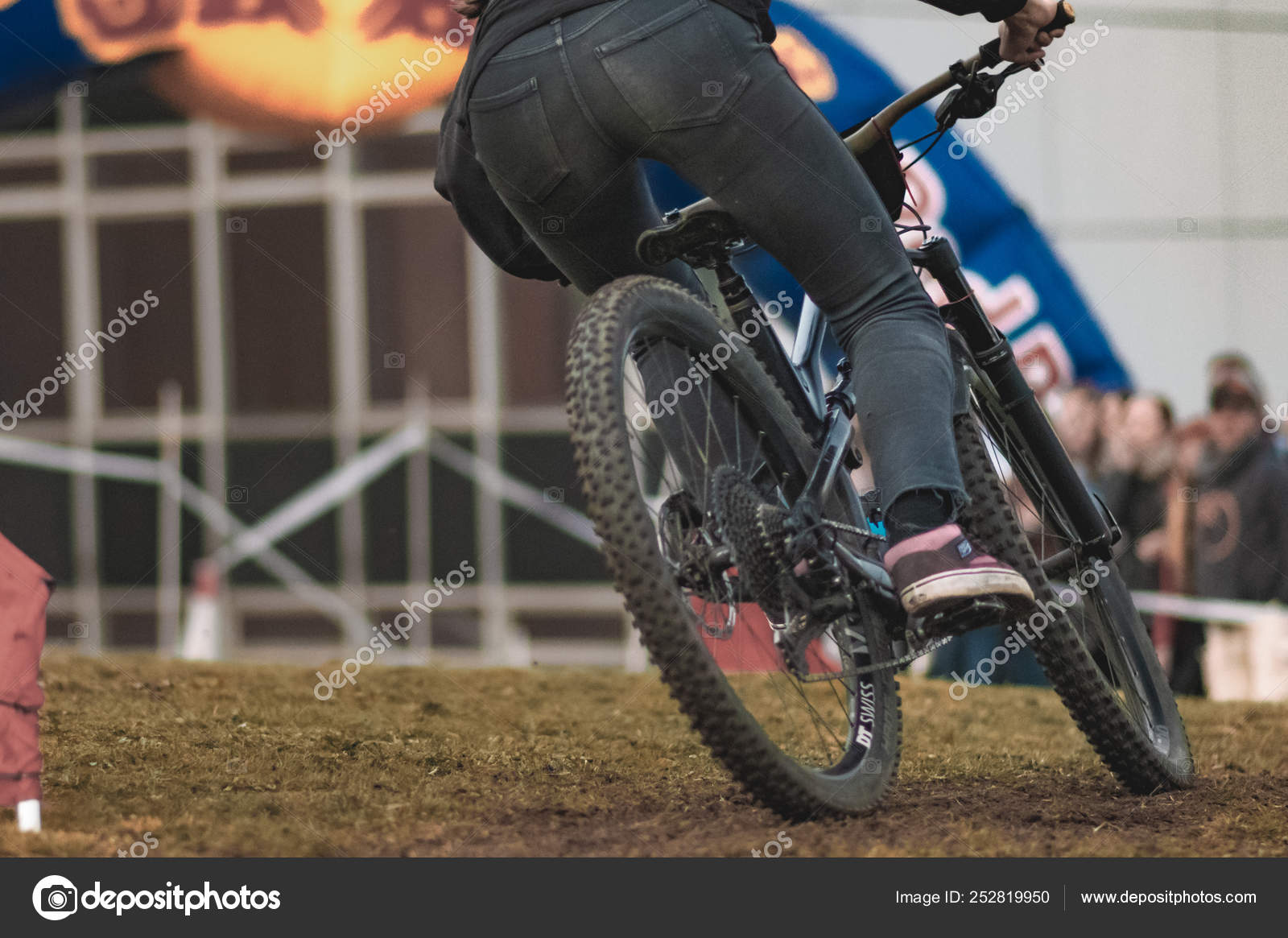 Riders take part in Sheffields Howard Street Dual - 2019 — Stock ...