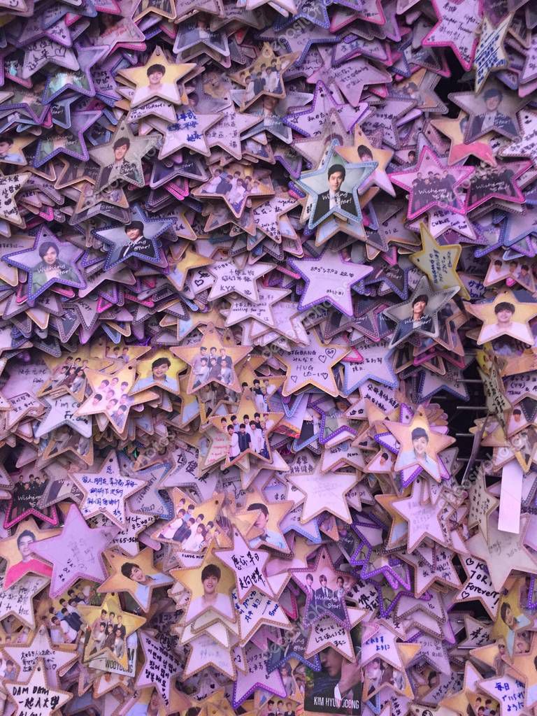 Vistas a la ciudad de Seúl, calles y templos en Corea del Sur 2024