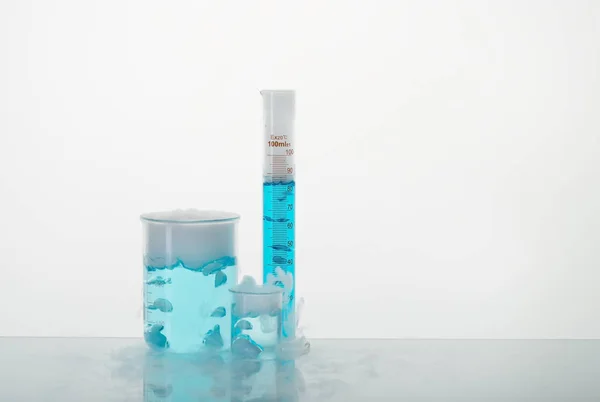 Dry Ice Smoke Beaker