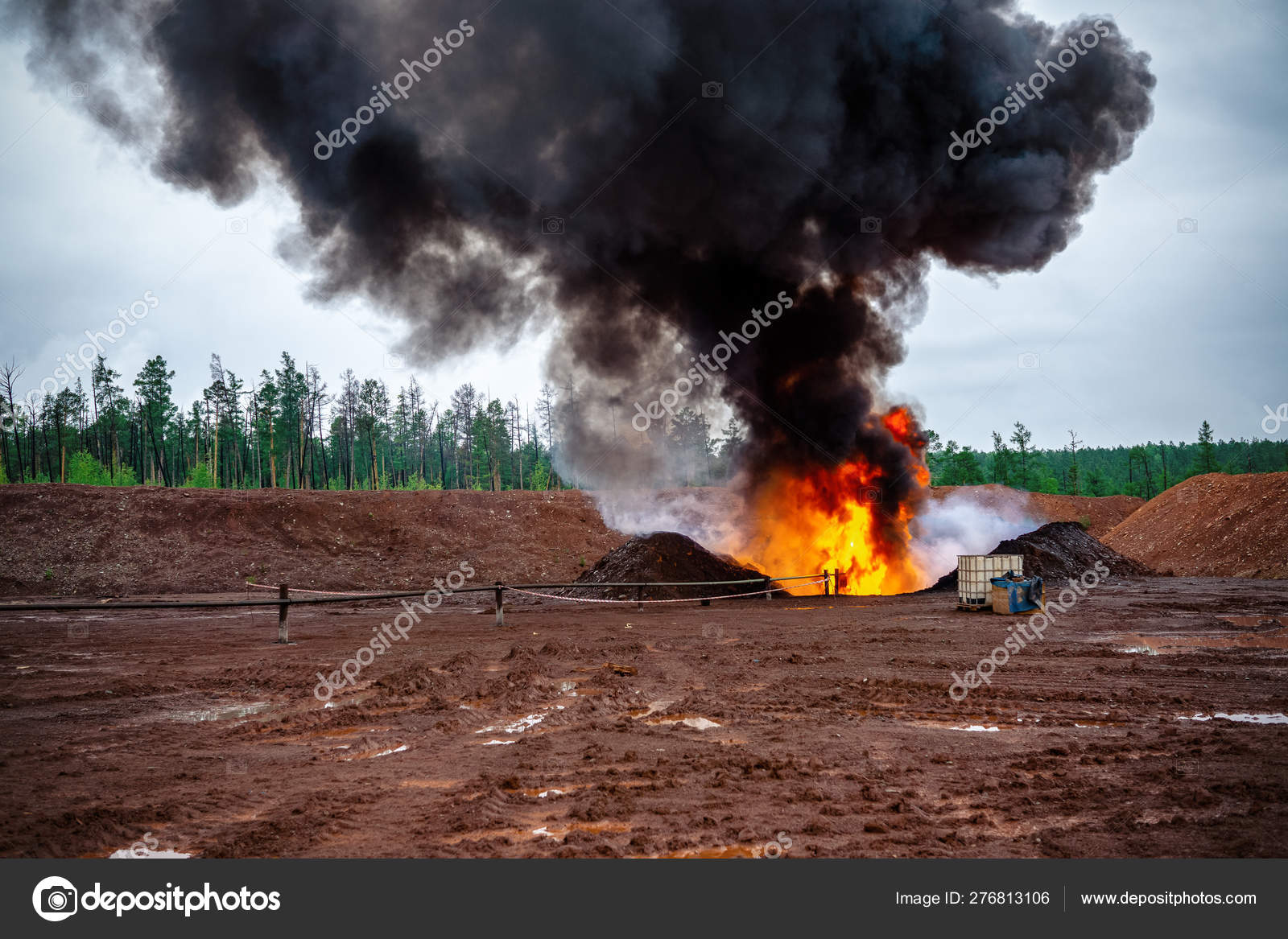 Fire Flare Blow Out Oil Gas Processing Platform Remote Platform Stock ...