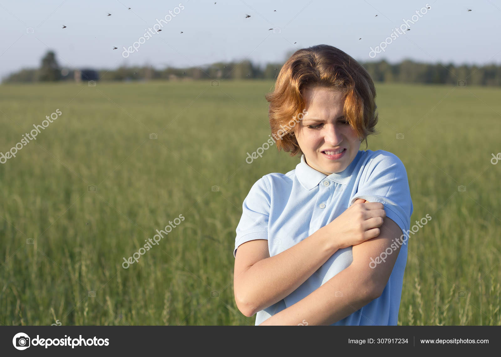 Girl Suffers Insect Bites Itching Skin Diseases Using Hand Scratching ...