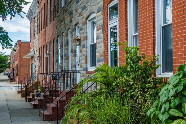 Philadelphia rowhouse Stock Photos, Royalty Free Philadelphia rowhouse ...