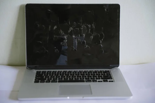 Laptop broken screen Images - Search Images on Everypixel