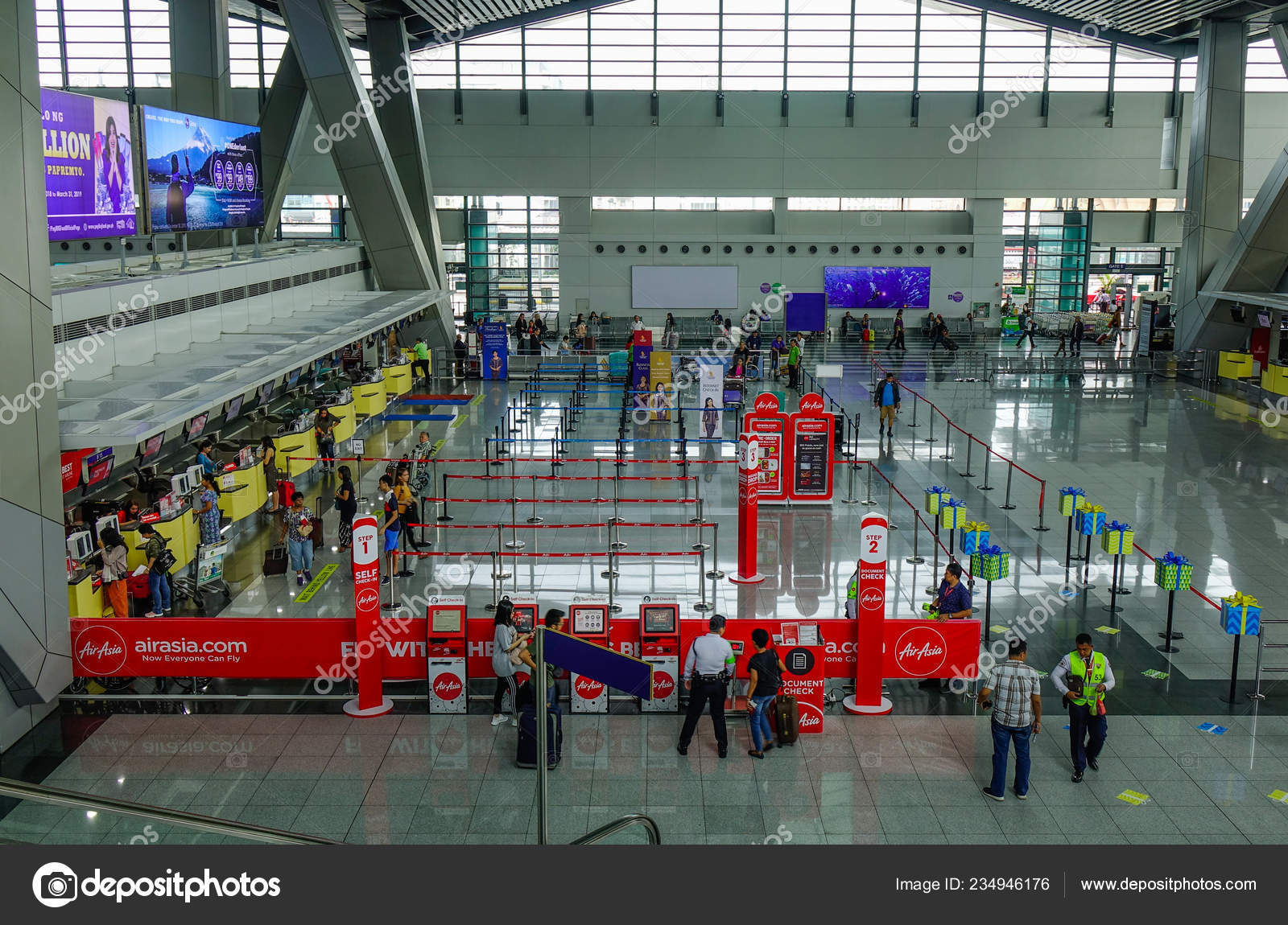 Manila Philippines Dec 2018 Check Counters Ninoy Aquino International ...
