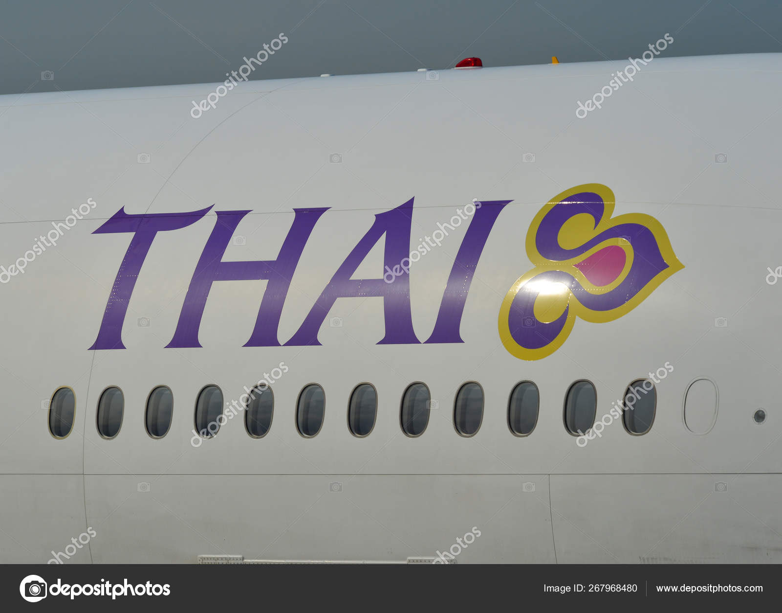 Thai Airlines Logo