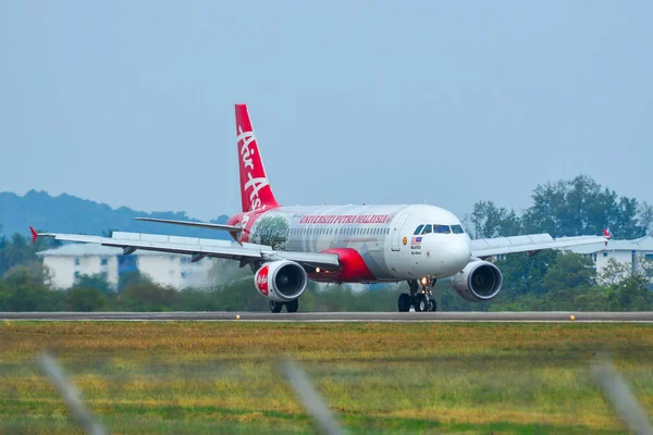 A320 200 airbus a320 200 Stock Photos, Royalty Free A320 200 airbus ...