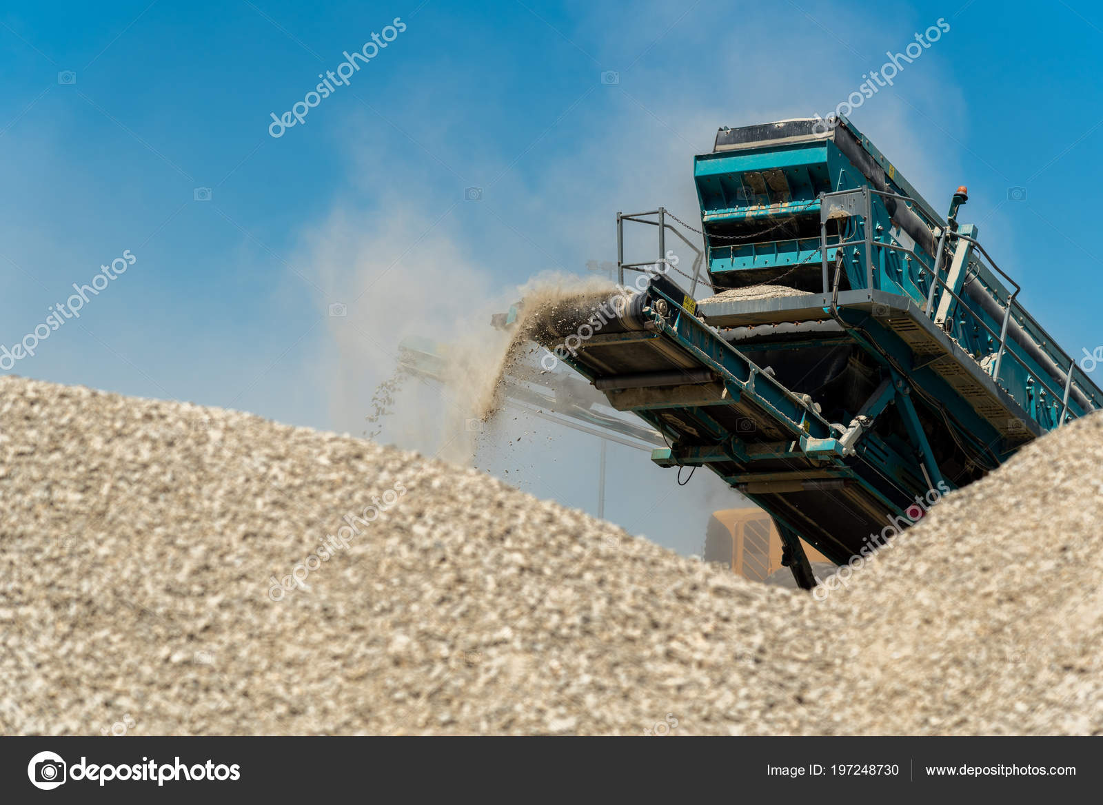 Close View Machine Working Stone Mine — Stock Photo © Stockr #197248730