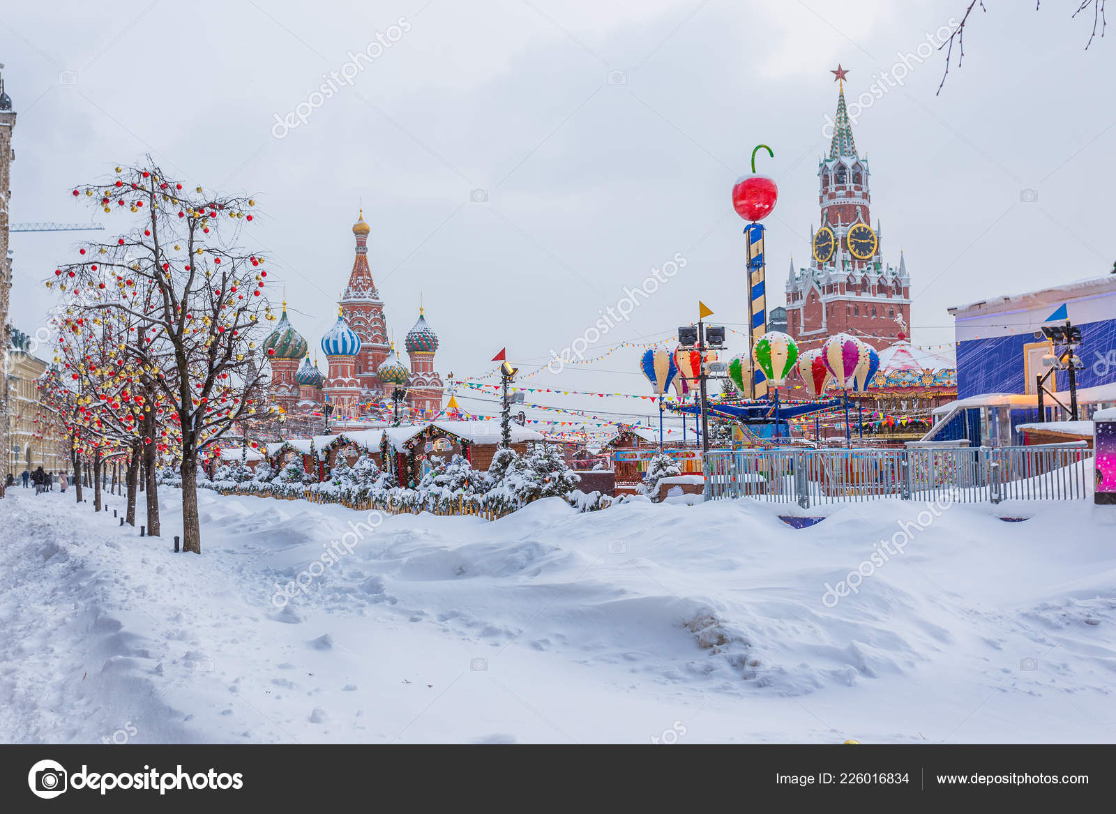 Kremlin Snow