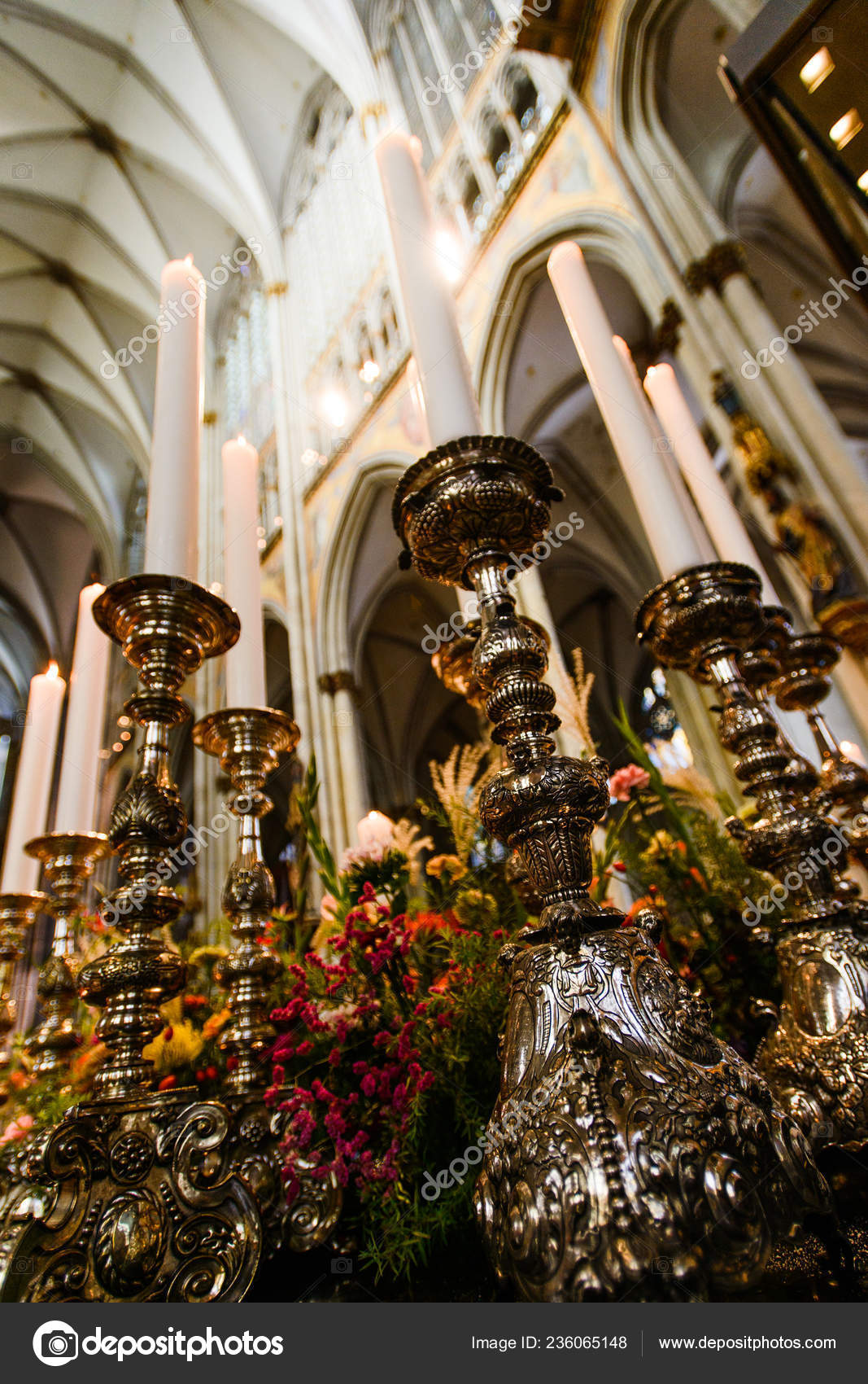 Cologne Germany Sep 2016 Catholic Cologne Cathedral Chandeliers Shrine ...