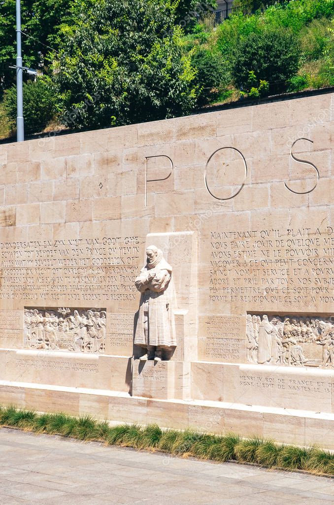Ginebra, Suiza - 19 de julio de 2019: El Muro de la Reforma, monumento ...