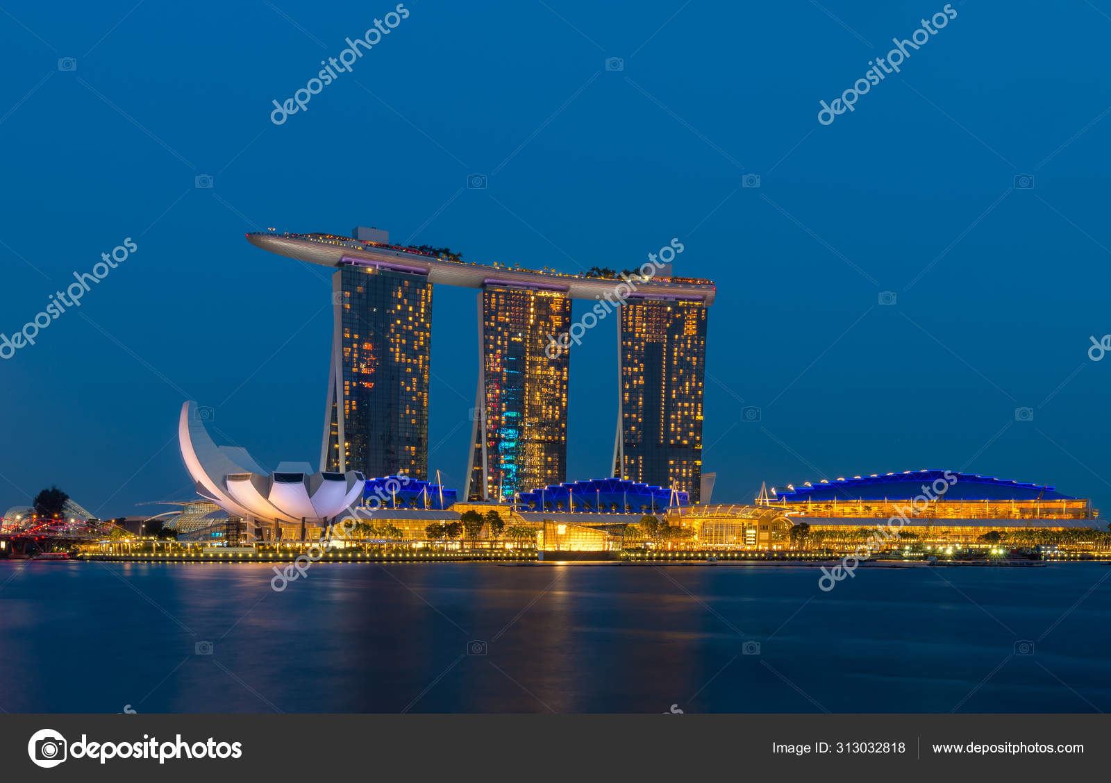 Beautiful Marina Bay Sands Light Show Most Famous Place Popular — Stock Editorial Photo ...
