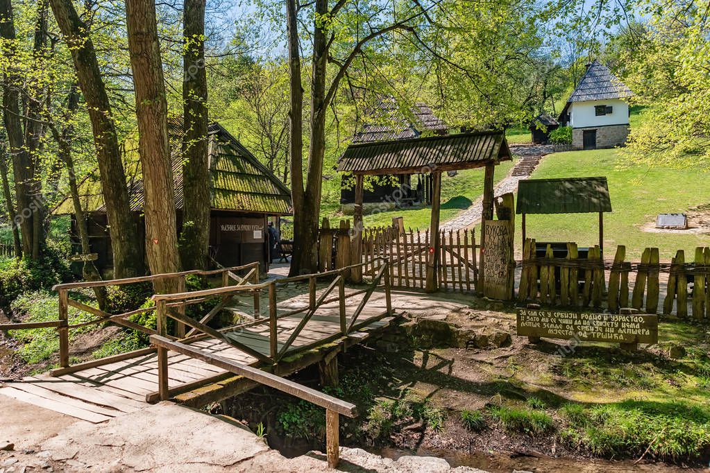 Trsic, Serbia - 21 de abril de 2019: Parte de la familia donde nació ...