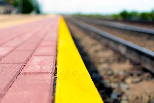 Please wait behind the yellow line Stock Photos, Royalty Free Please ...