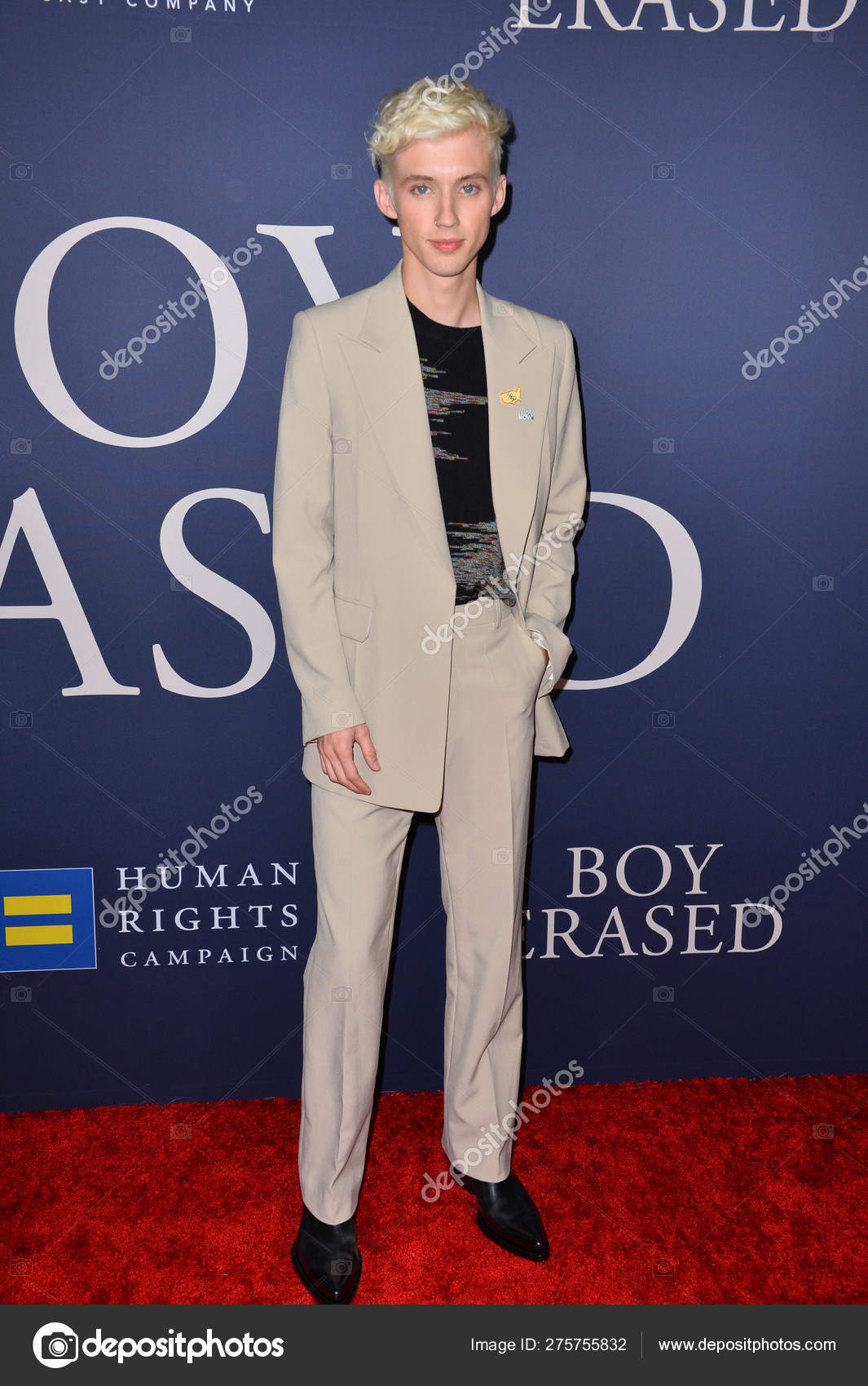 Troye Sivan Sorrindo