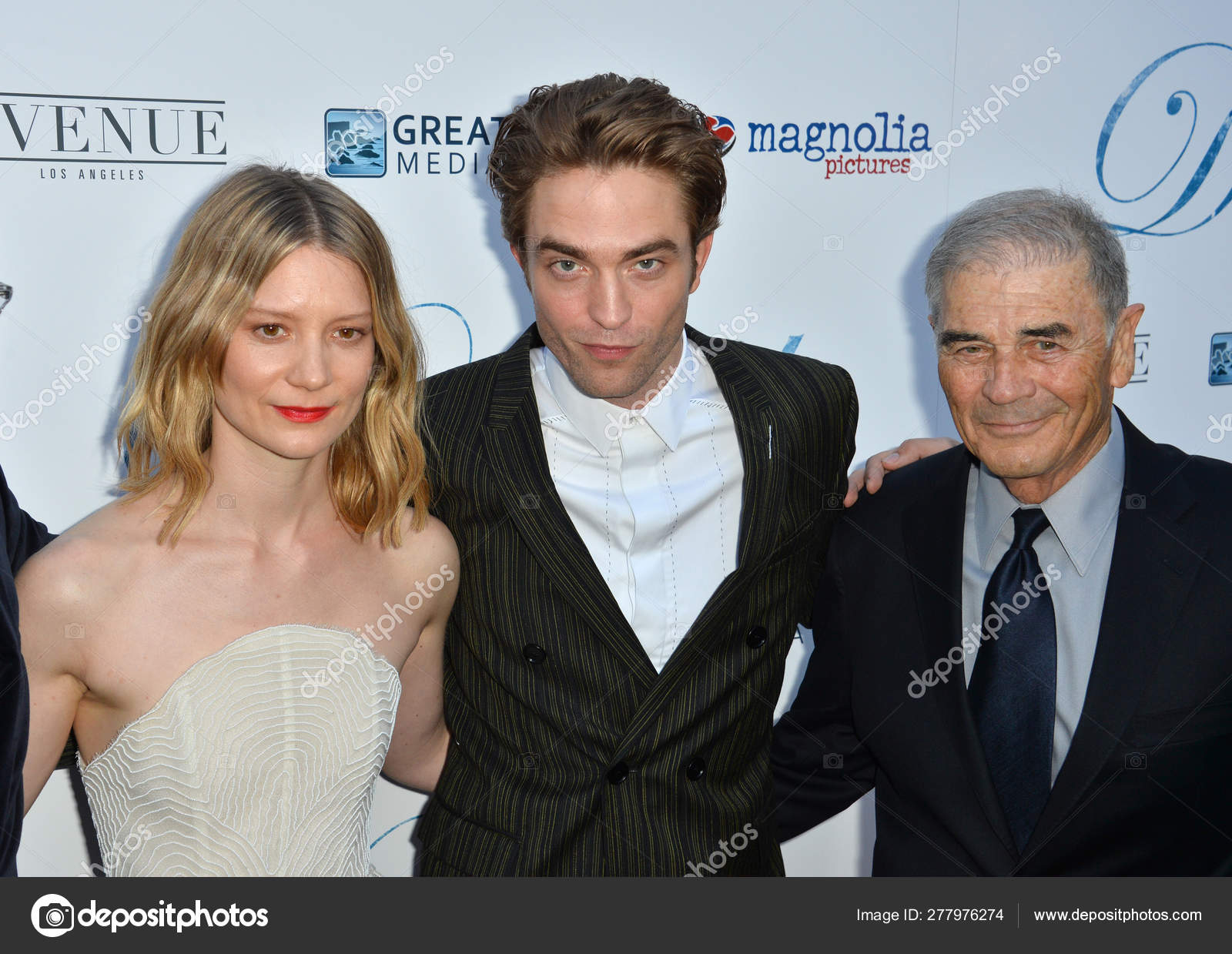 Mia Wasikowska, Robert Pattinson & Robert Forster – Stock Editorial ...