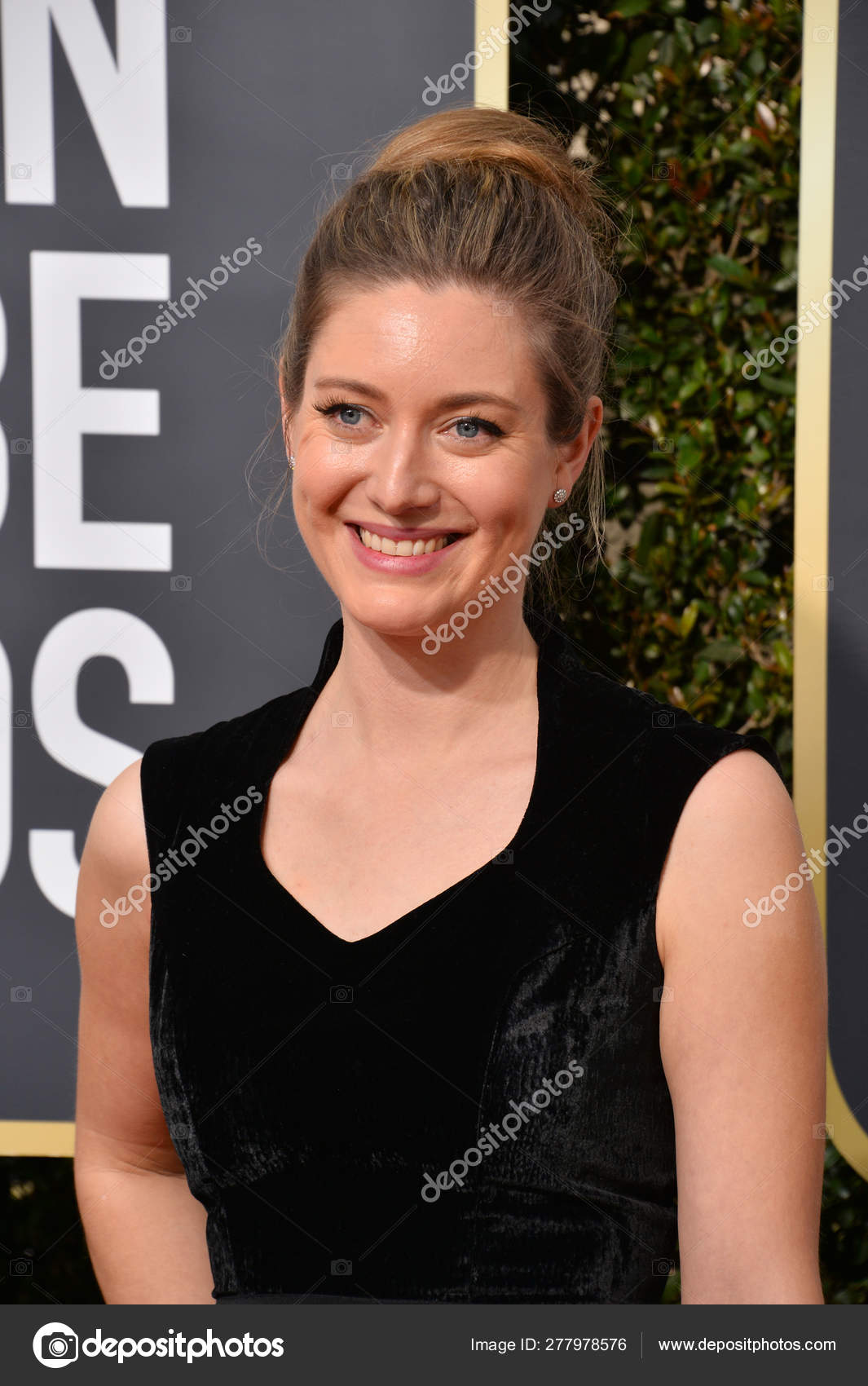Zoe Perry