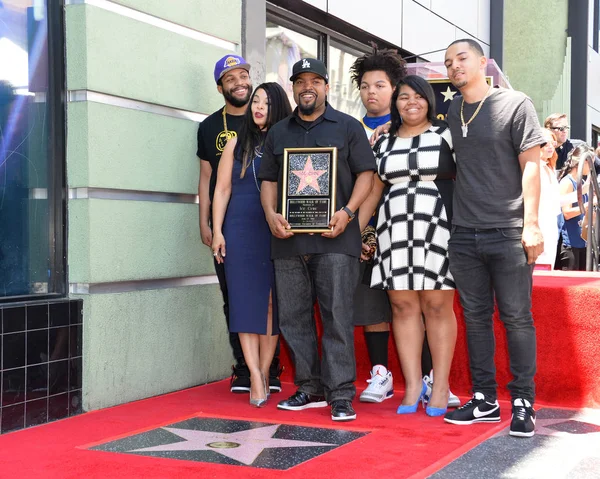 Images: ice cube and family | Ice Cube & Family – Stock Editorial Photo ...