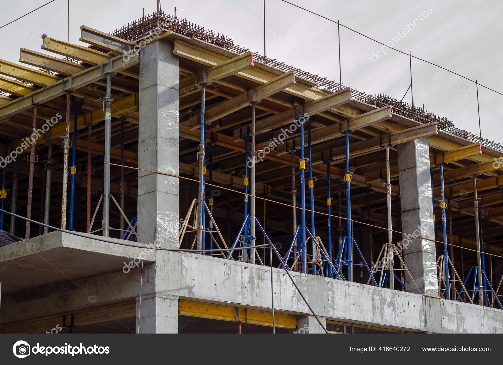 Support Beams Of A Building - The Best Picture Of Beam