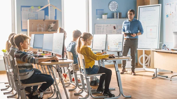 Kids coding Stock Photos, Royalty Free Kids coding Images | Depositphotos