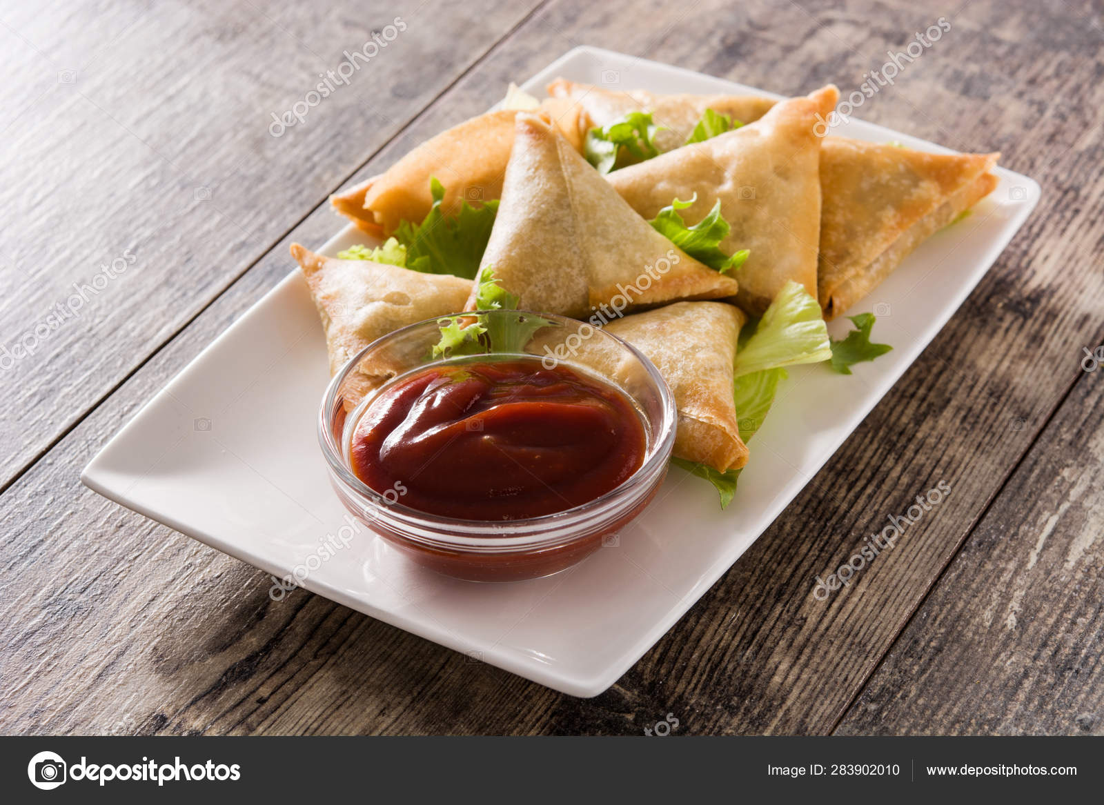 Samsa Samosas Meat Vegetables Wooden Table Traditional Indian Food ⬇ Stock Photo, Image by ...