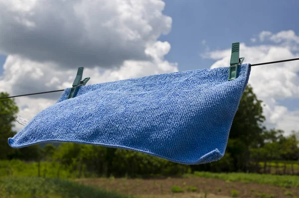 Drying up cloth fotos de stock, imágenes de Drying up cloth sin ...