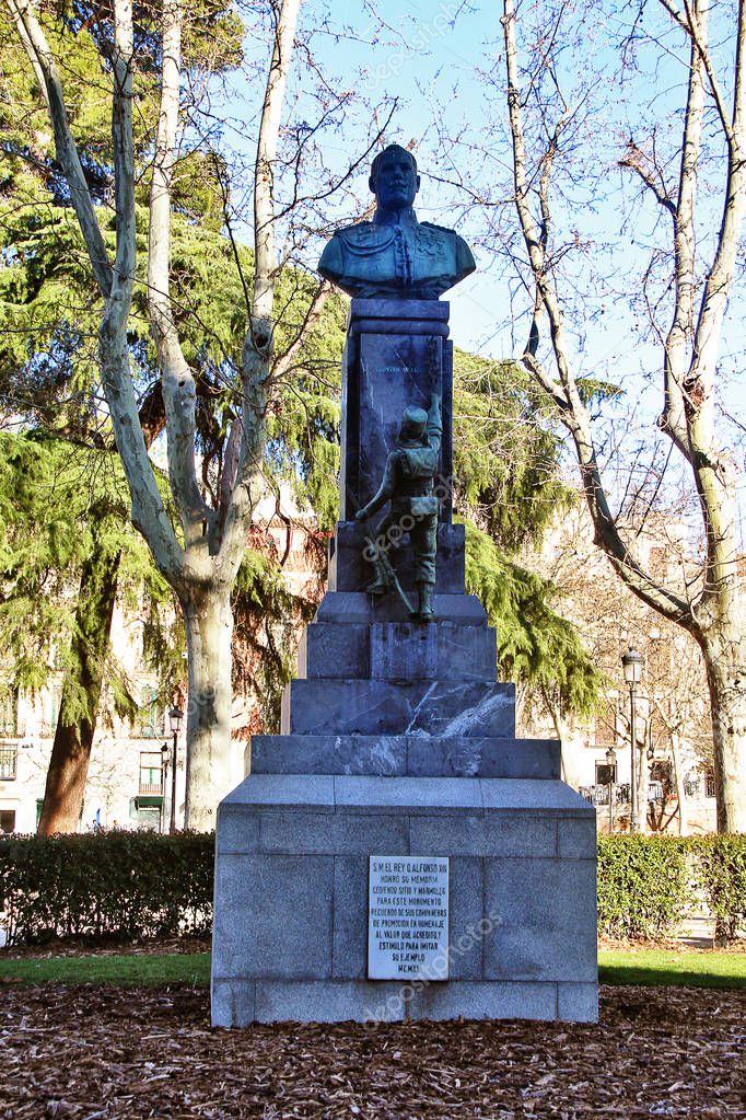 Monumento al Capitn Melgar (El monumento al capitán Melgar) en los ...