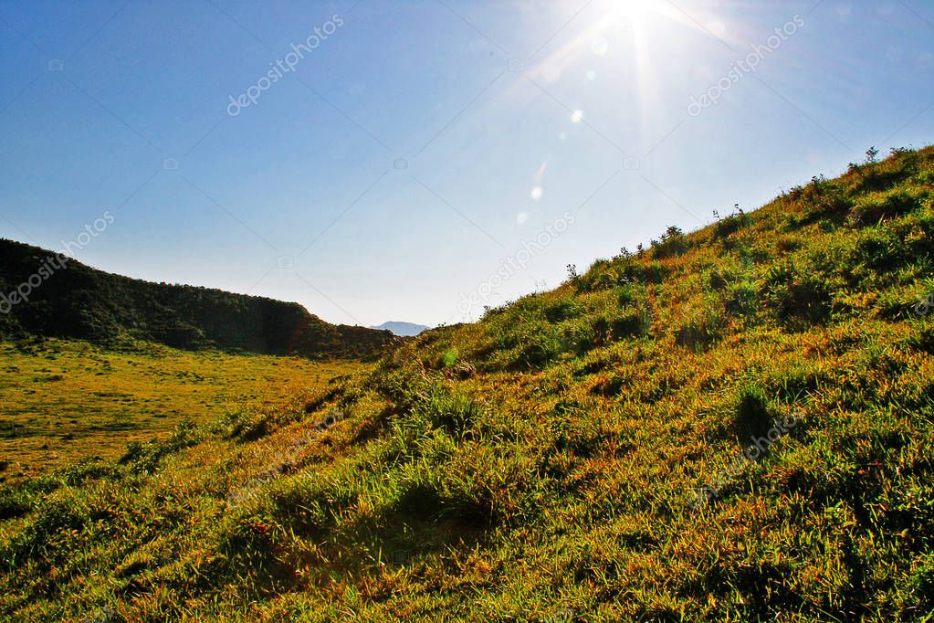 Monte Aso (Aso-san), el volcán activo más grande de Japón se encuentra ...