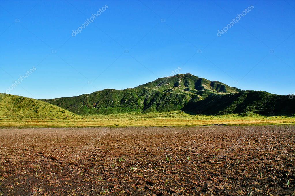 Monte Aso (Aso-san), el volcán activo más grande de Japón se encuentra ...