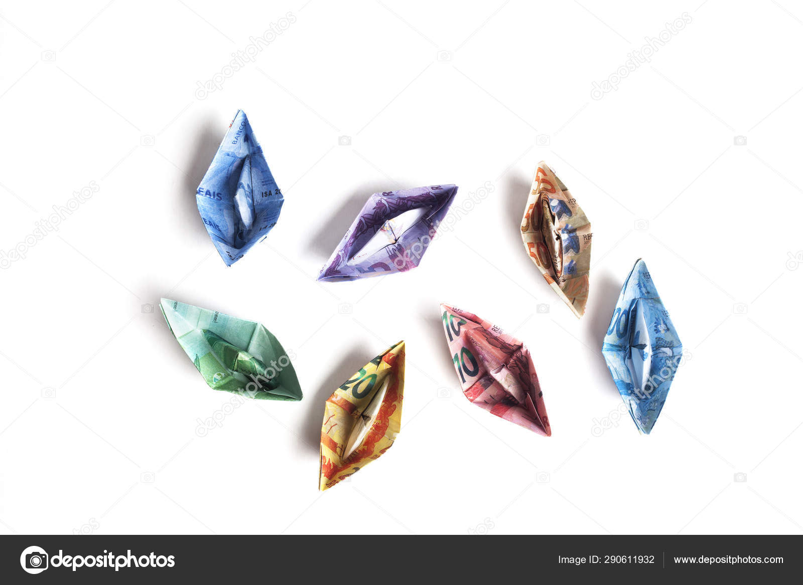 Banknotes Shape Boats Financial Concept — Stock Photo © dadophotos ...