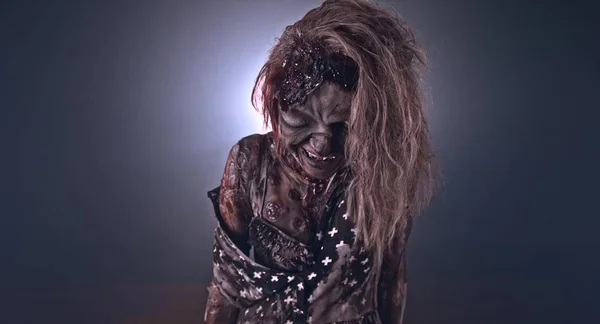Femme zombie effrayant images libres de droit, photos de Femme zombie ...