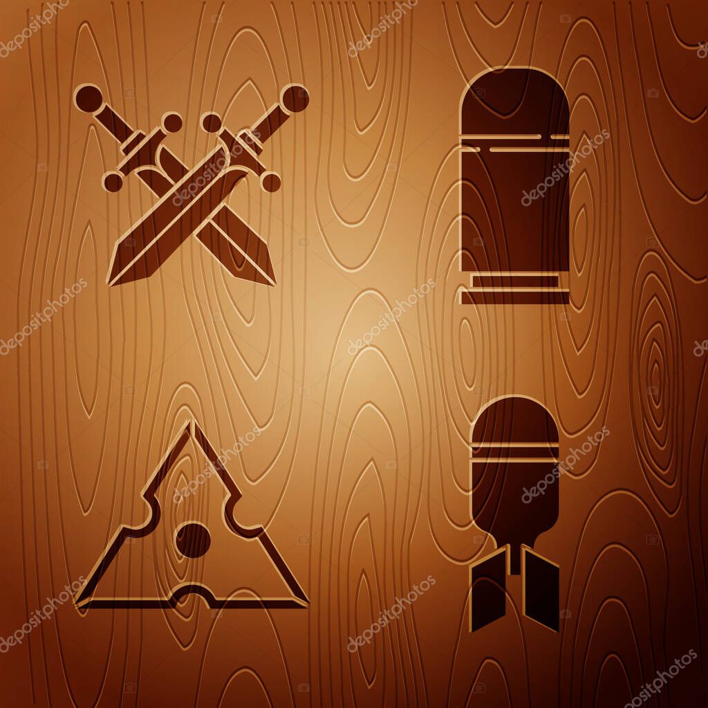 Set Bomba de aviación, espada medieval cruzada, ninja shuriken japonés ...