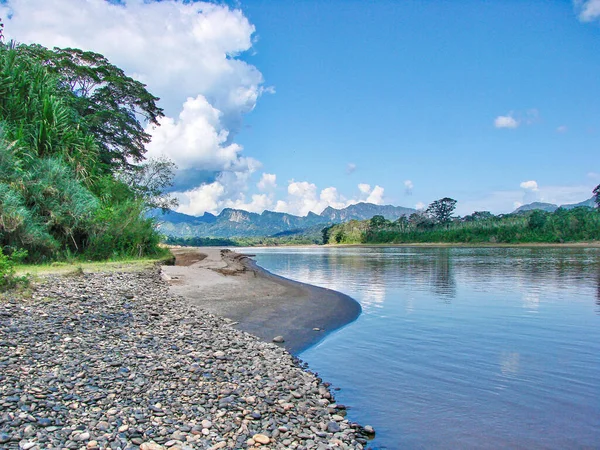 Rio carrion Stock Photos, Royalty Free Rio carrion Images | Depositphotos