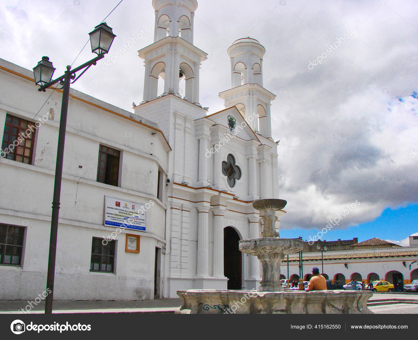 Latacunga Ecuador Agosto 2018 Calles Coloniales Ciudad Latacunga ...