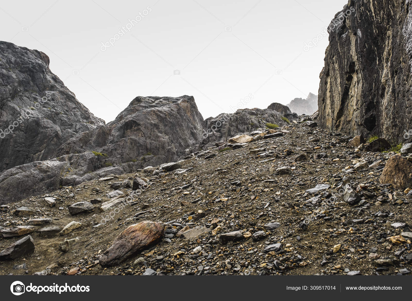Sloping Slope Covered Loose Stones Difficult Climb Aktru Beautiful ...
