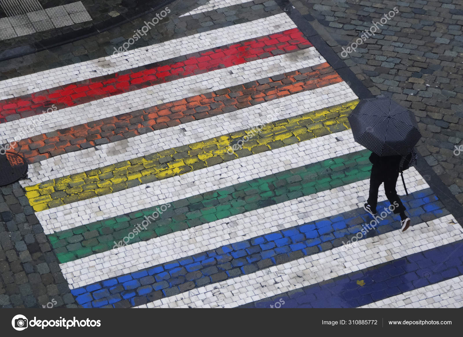 Heavy rainfall in Brussels, Belgium – Stock Editorial Photo © Ale_Mi ...