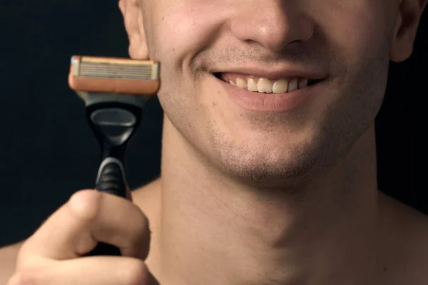 Pour raser les cheveux images libres de droit, photos de Pour raser les ...