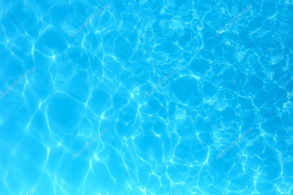 Color azul agua en piscina ondulado detalle agua fondo. 2024