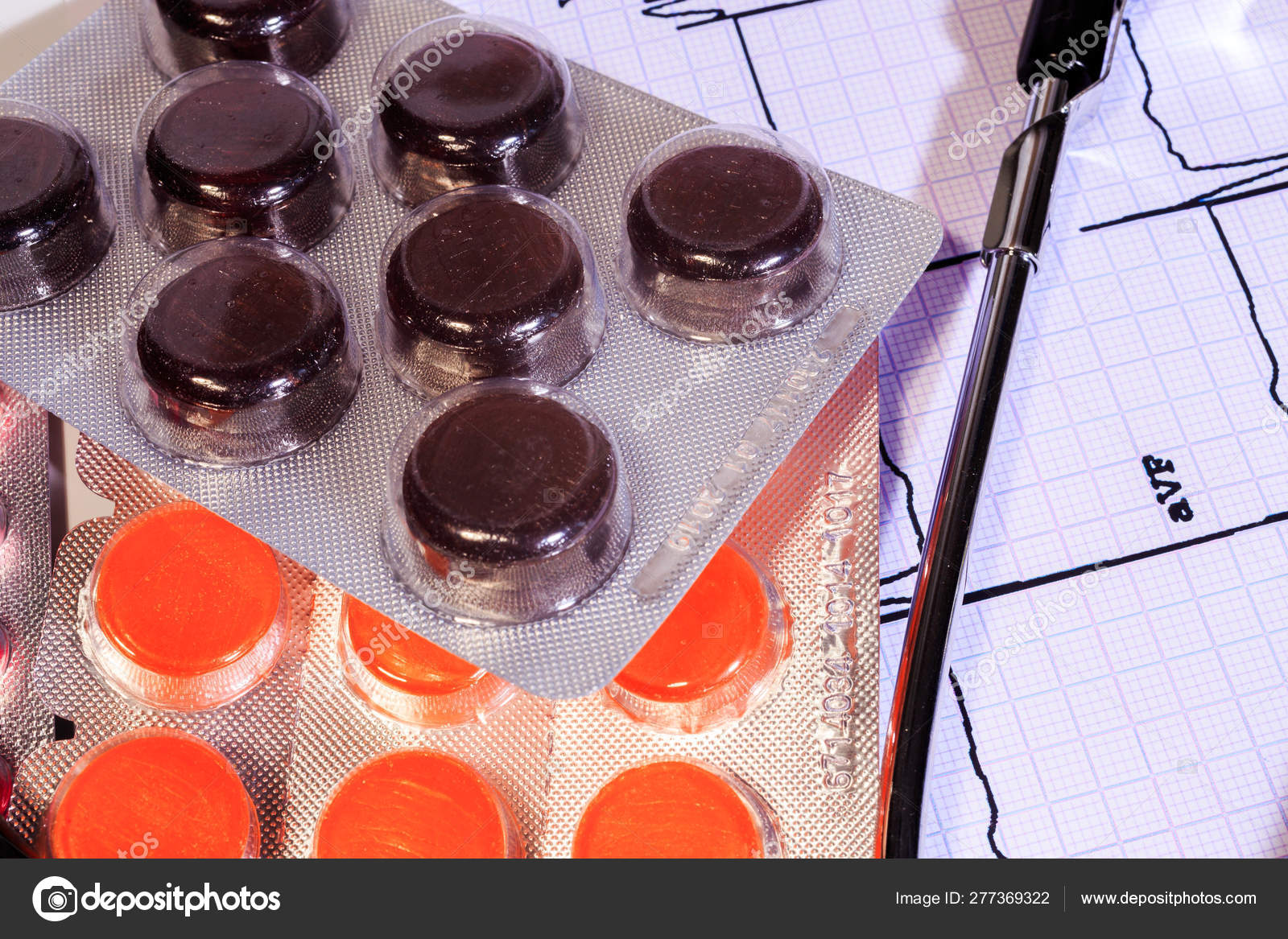 Medical devices: tablets, blank, stethoscope Stock Photo by ©aallm ...