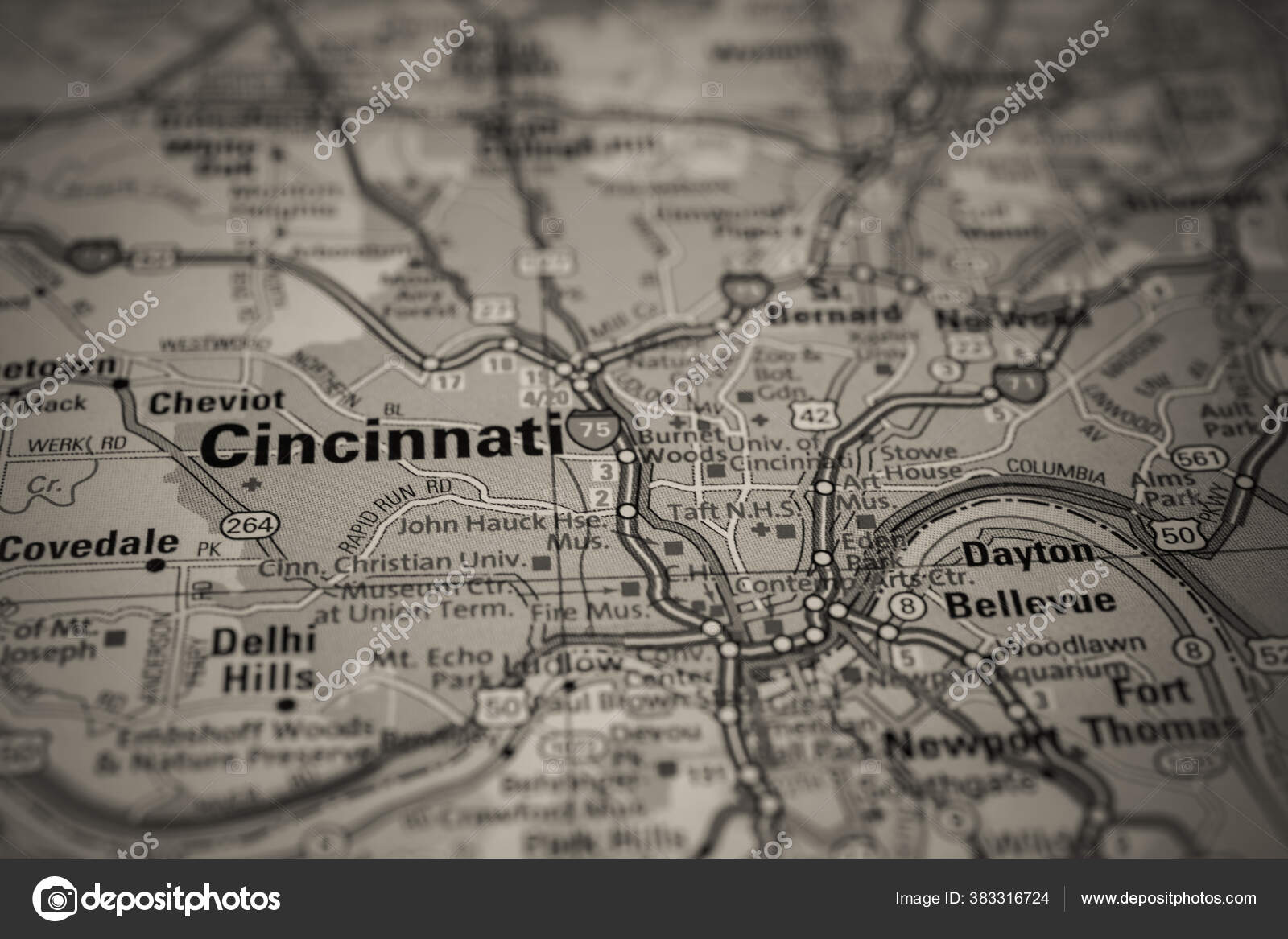 Cincinnati Usa Travel Map Background Stock Photo by ©aallm 383316724