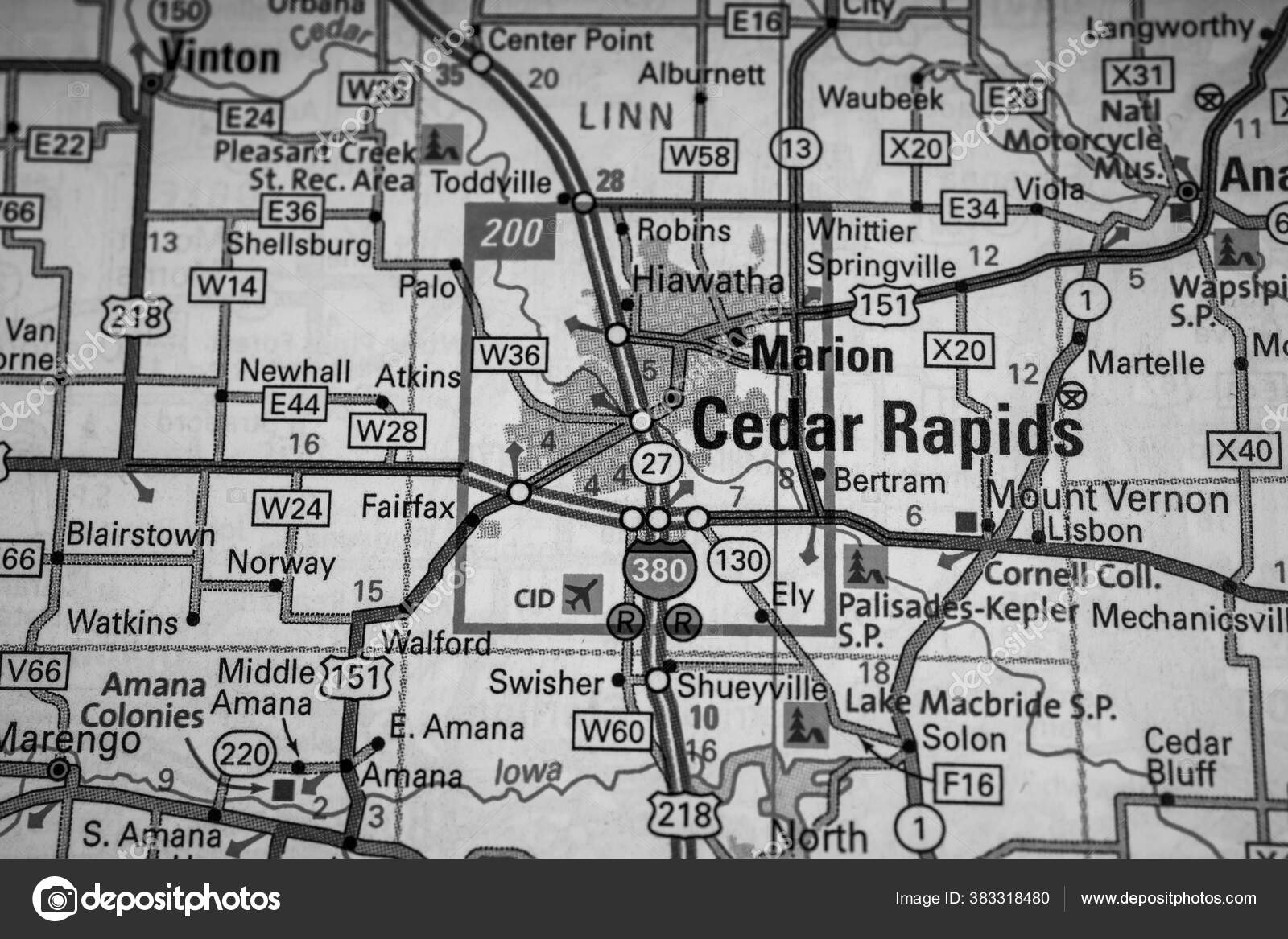 Cedar Rapids Usa Travel Map Background Stock Photo by ©aallm 383318480