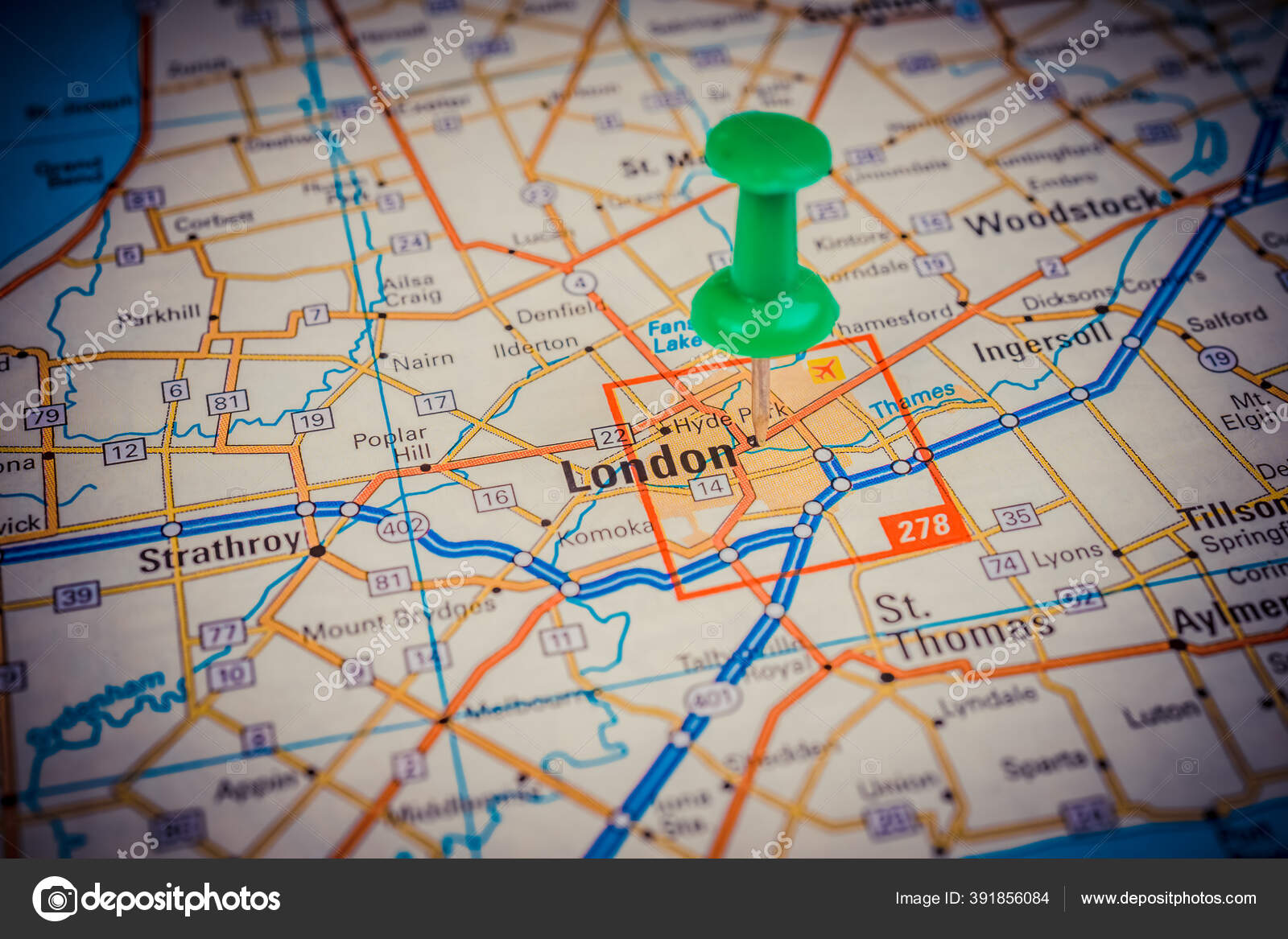 London Usa Map Travel Background Stock Photo by ©aallm 391856084