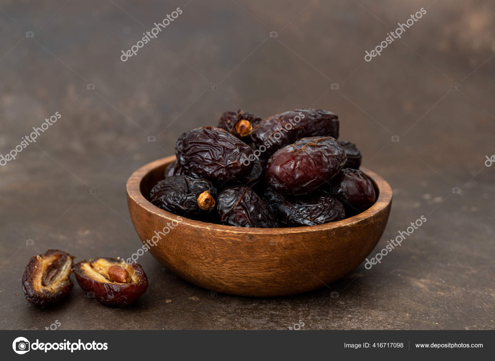 Juicy Organic Medjool Dates Background Stock Photo by ©Vitoria71 416717098