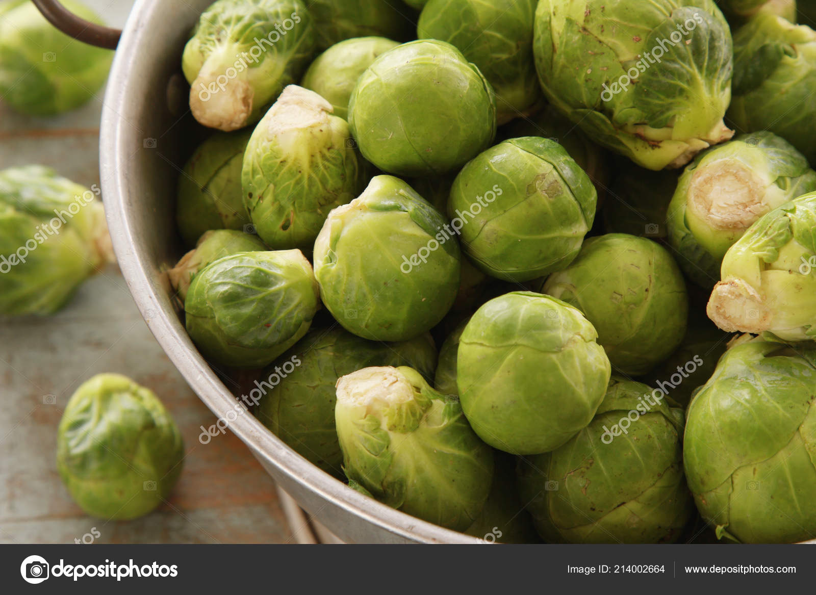 Peeled Brussel Sprouts Table Stock Photo by ©neillangan 214002664