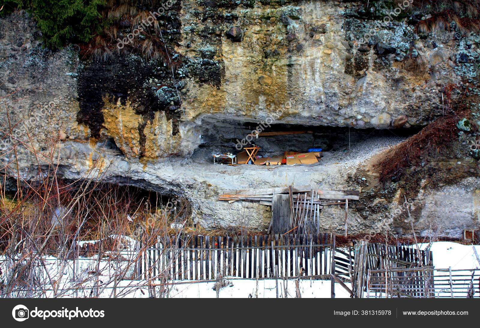 House Built Big Cave Winter Stock Photo by ©Wirestock 381315978