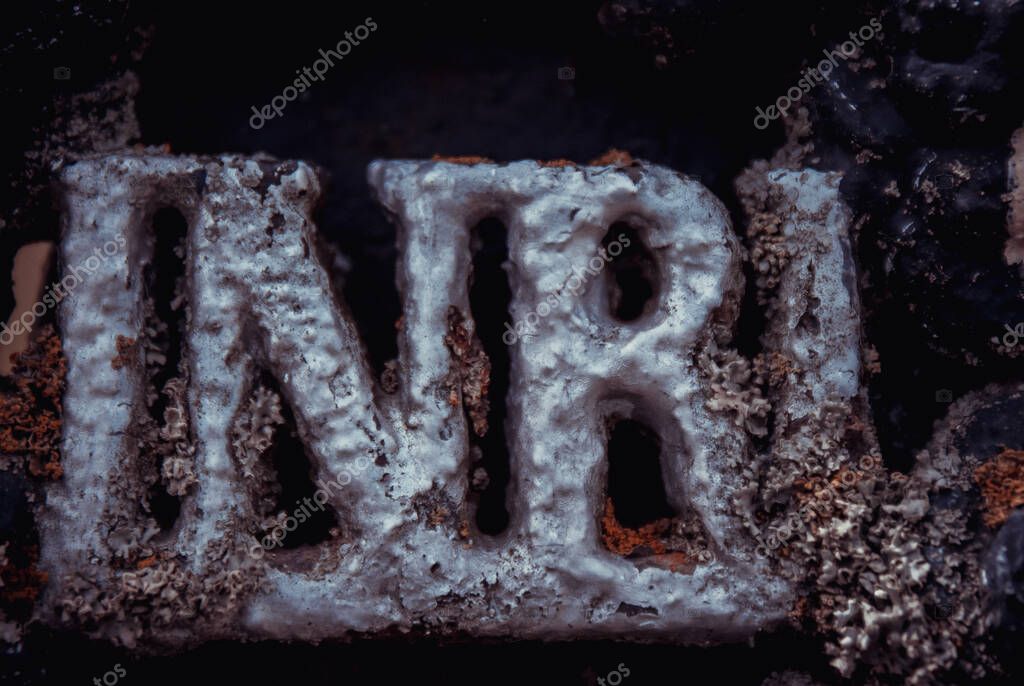 El inicialismo INRI que representa la inscripción latina "Jesús ...