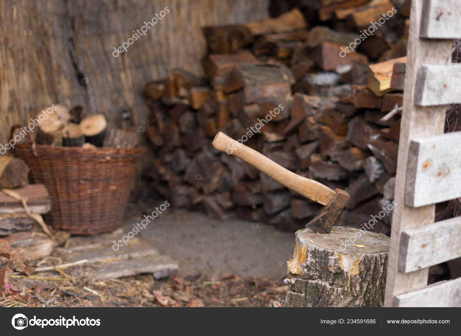 Pile Chopped Firewood Axe — Stock Photo © ctvvelve #234591686